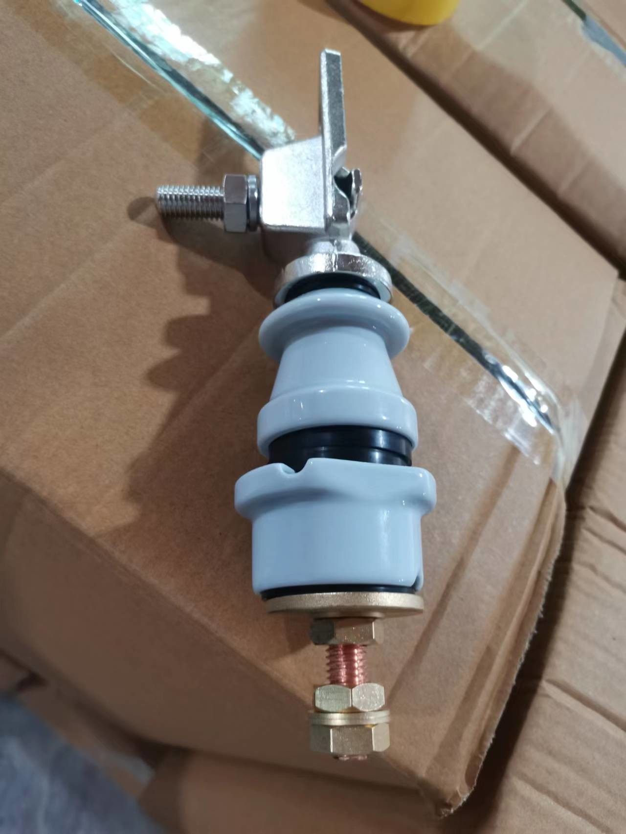 DIN Standard 1.2KV 250A Head Threaded Bushing Assembly For US Market